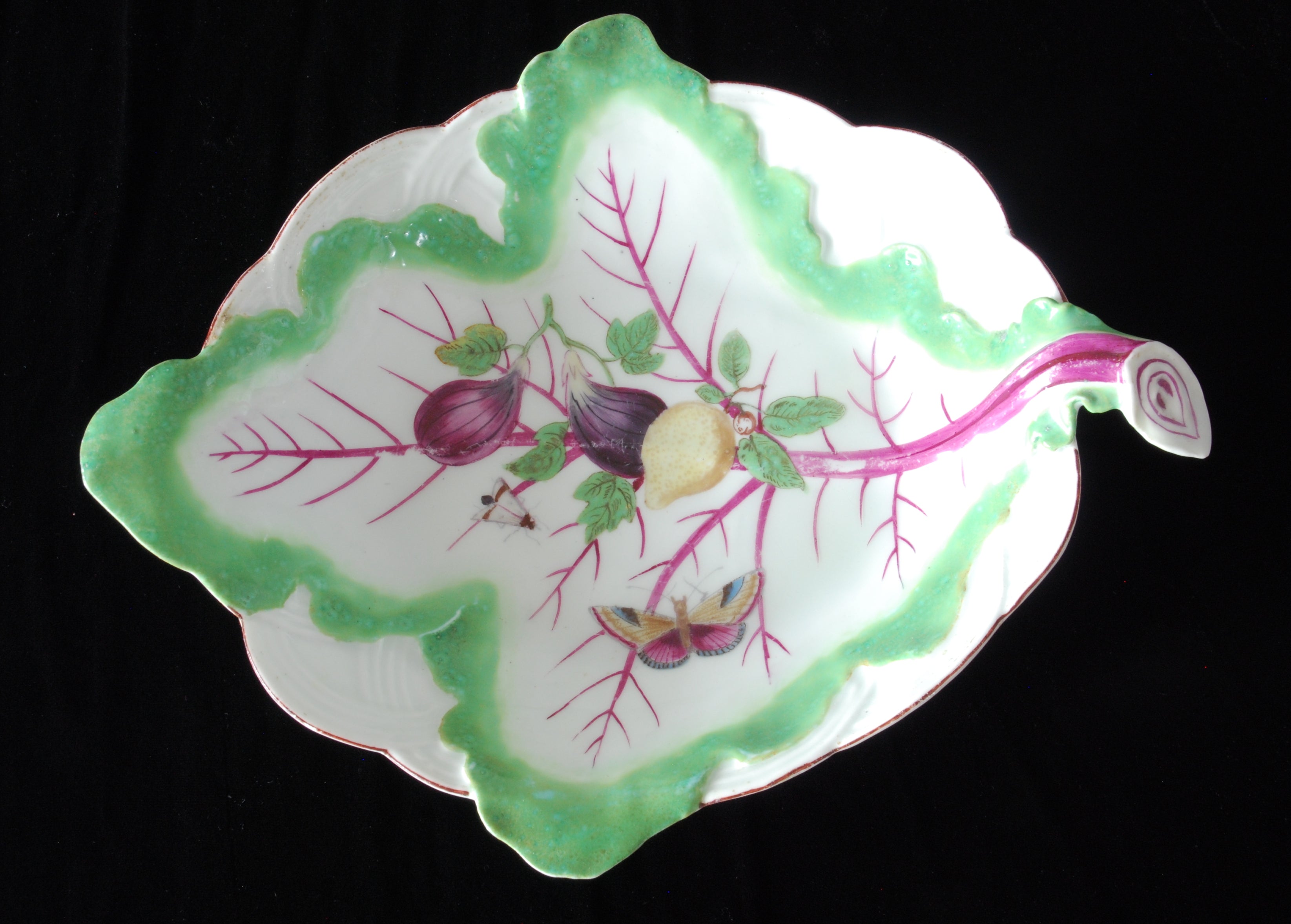 Leaf shape dish – Etruria Antiques Gallery